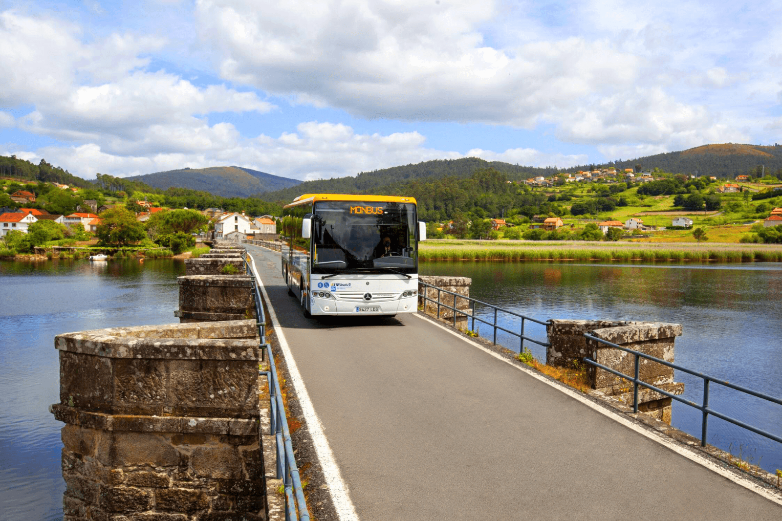 Travel to Vigo by Bus – Buy Your Tickets at Monbus